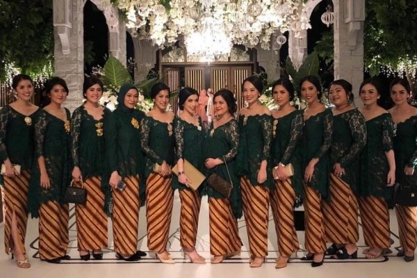 Inspirasi Desain Baju Seragam Untuk Pernikahan Toko Kain Surabaya
